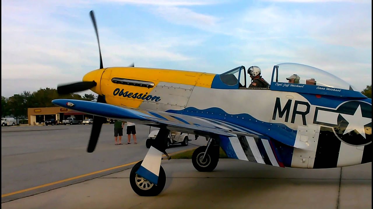 A Day at the Spruce Creek Fly-In - YouTube