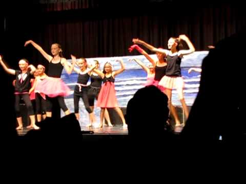 Coomera Rivers State School Dancers CRSS - YouTube