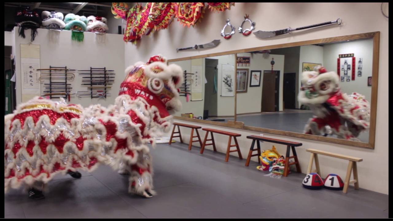 Fu Huo vs the Mirror - YouTube