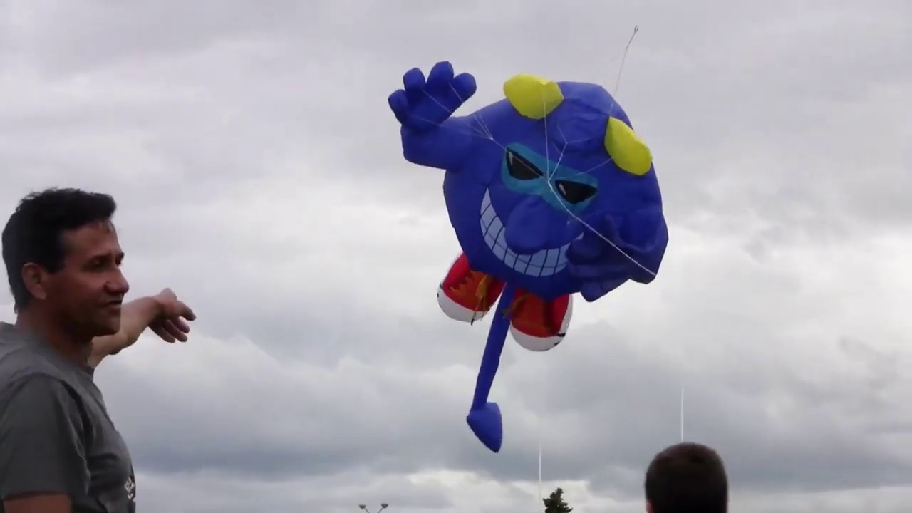 FPSquid BLUE DEVIL FLIES ON INDEPENDENCE DAY 2016 - YouTube