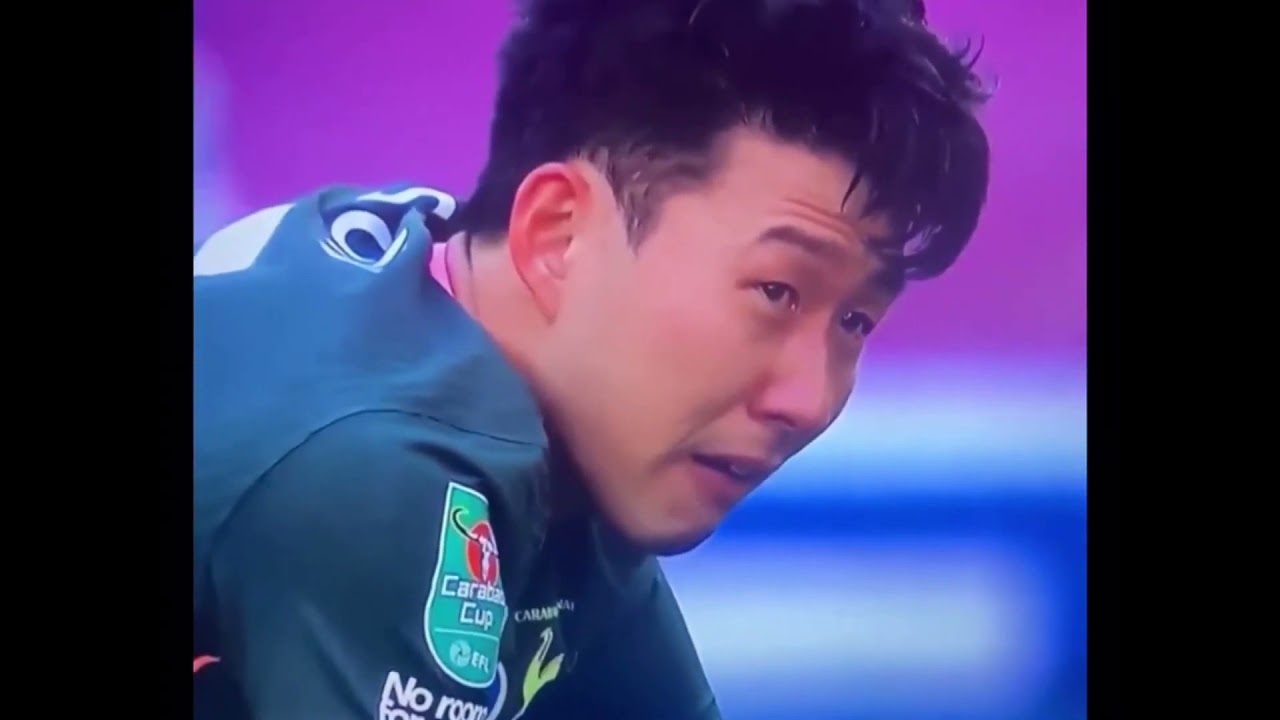 Son Heung min crying after a defeat in the carabao cup final - YouTube