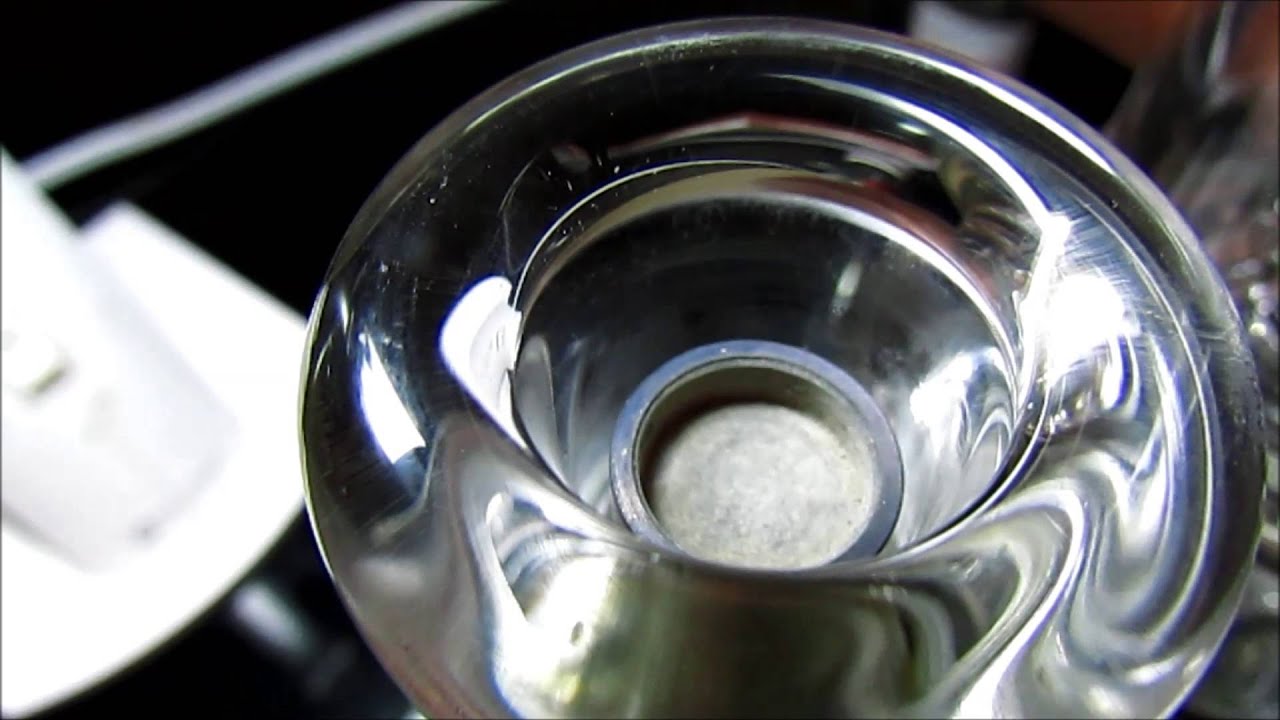 HUGE GLOB OF HONEYCOMB / WAX / BHO - YouTube