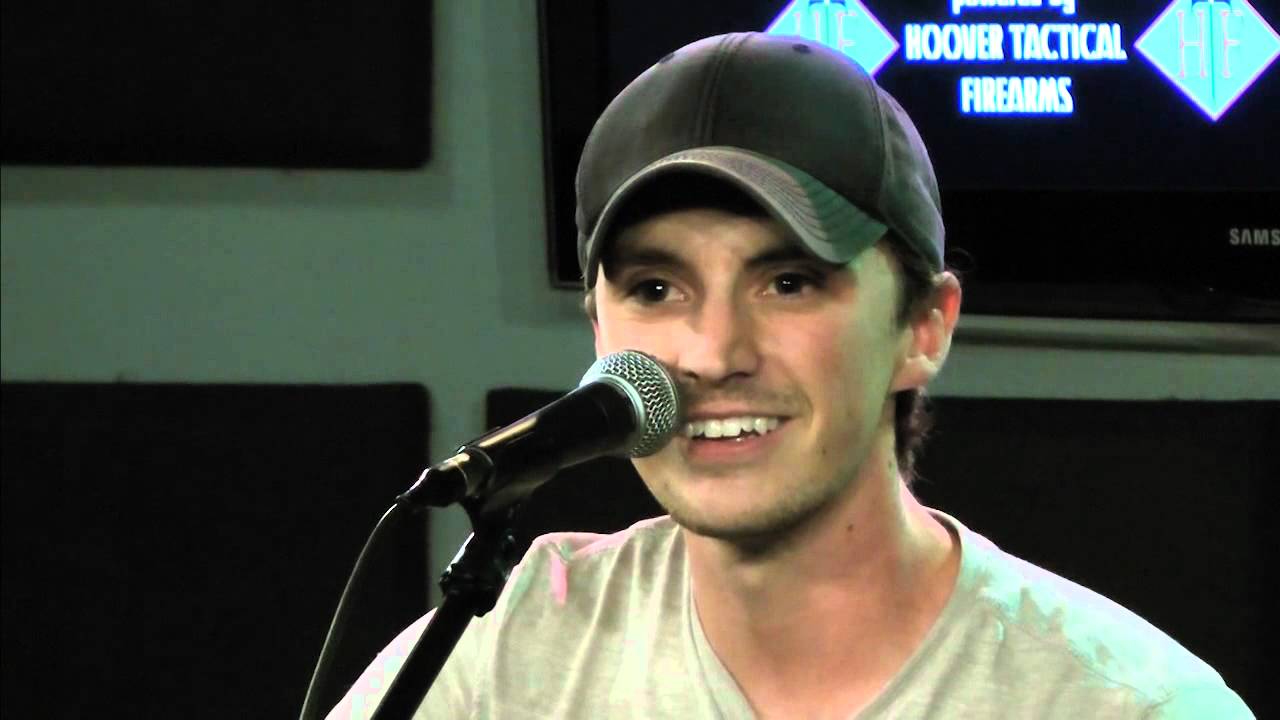 Greg Bates - You, Me, Sitting in a Tree K-I-S-S-I-N-G Chords - Chordify