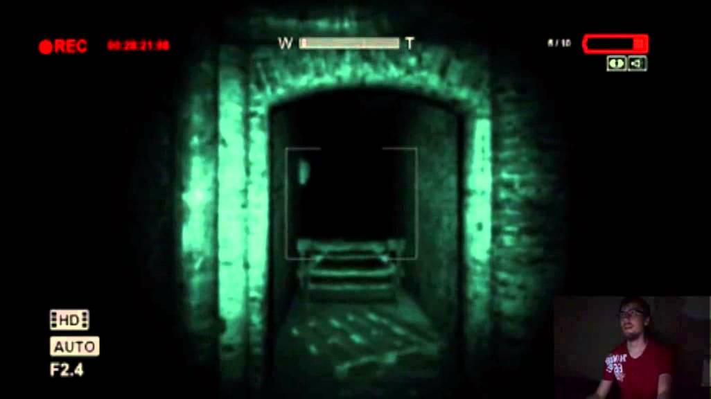 Outlast gameplay basement (finnish commentary) - YouTube