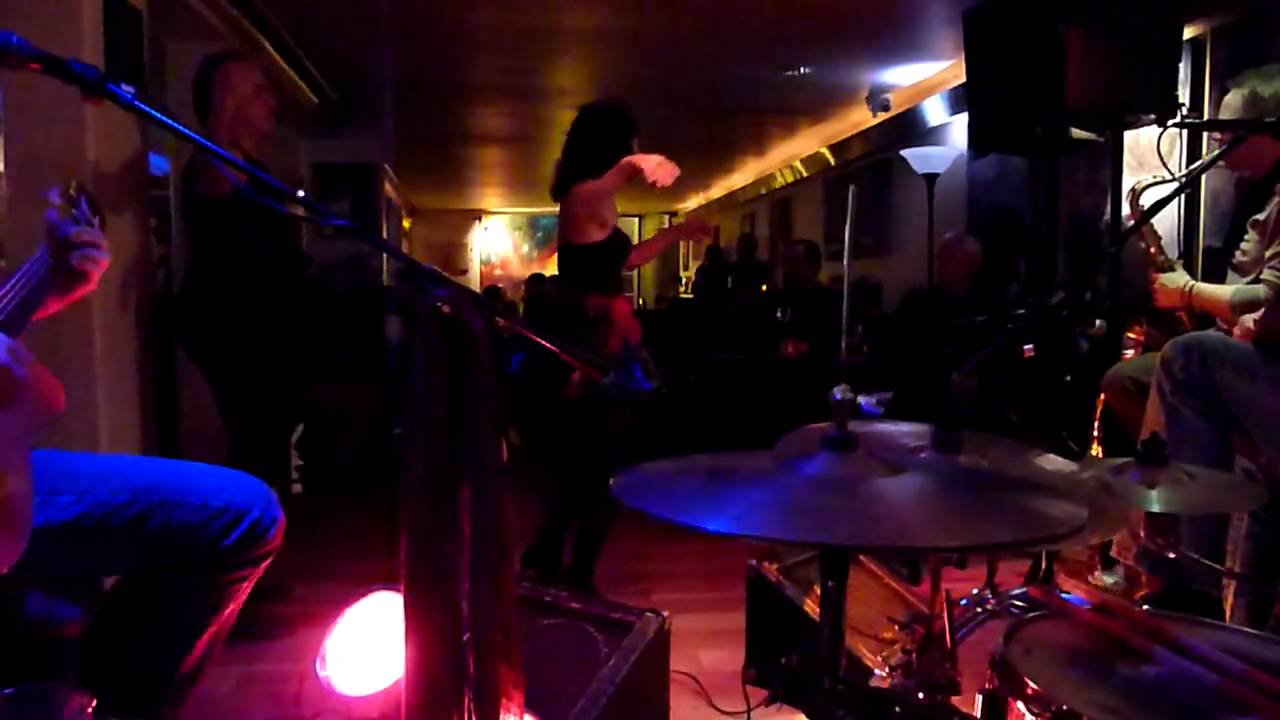 Dancing at the Coppertop Lounge to "Break Bread" with the Nutt Boyz ...