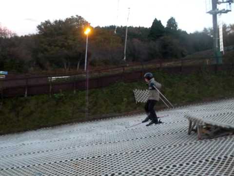 skiing in kilternan - YouTube