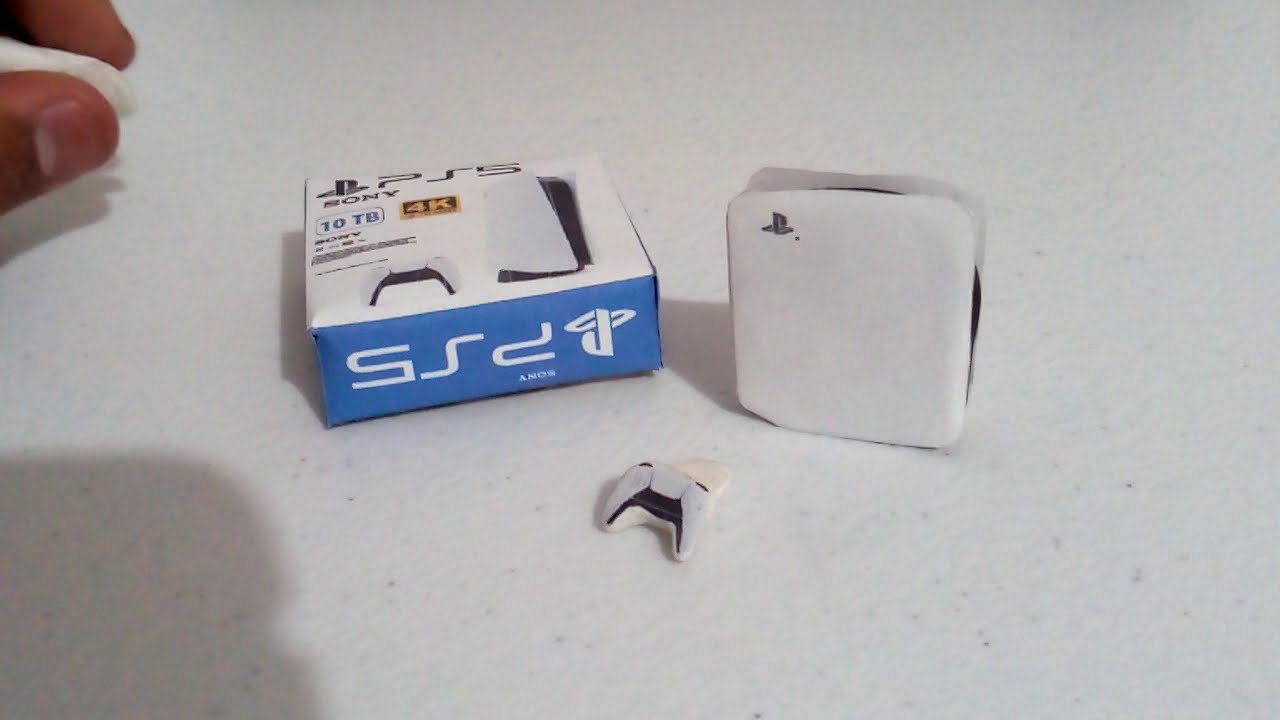 Especial 61 suscriptores, ps5 de papel miniatura - YouTube