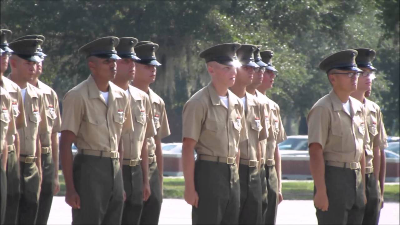 USMC boot camp Graduation in Paris Island - YouTube