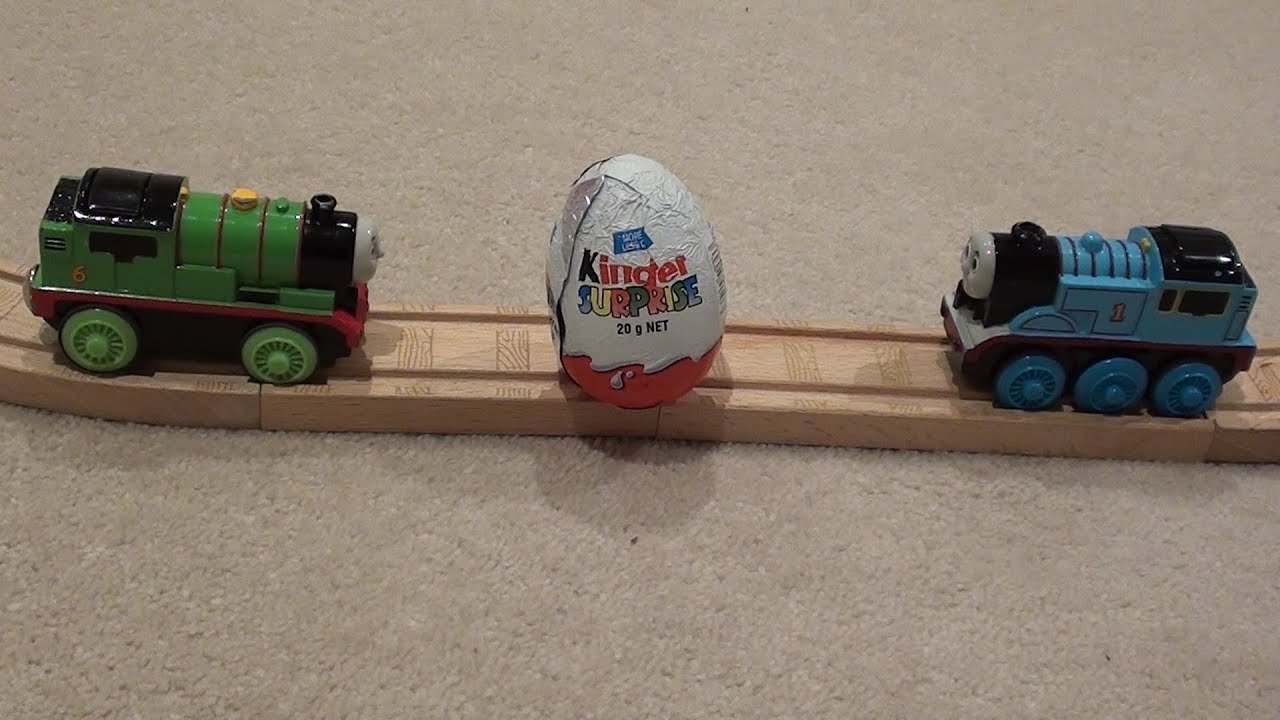 Thomas the tank Engine & the Kinder Surprise Egg - YouTube