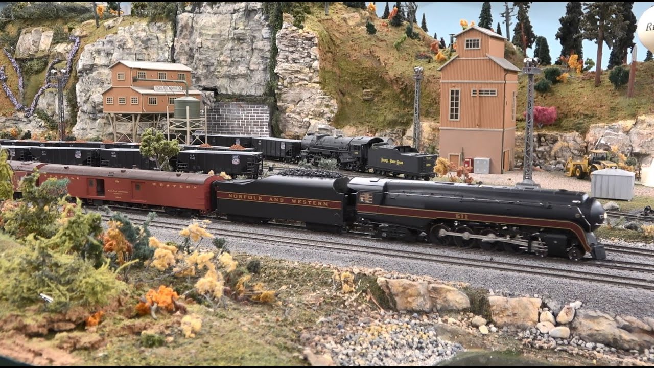 N&W 611 Running at Will County Model Railroad Club 11/16/20 - YouTube