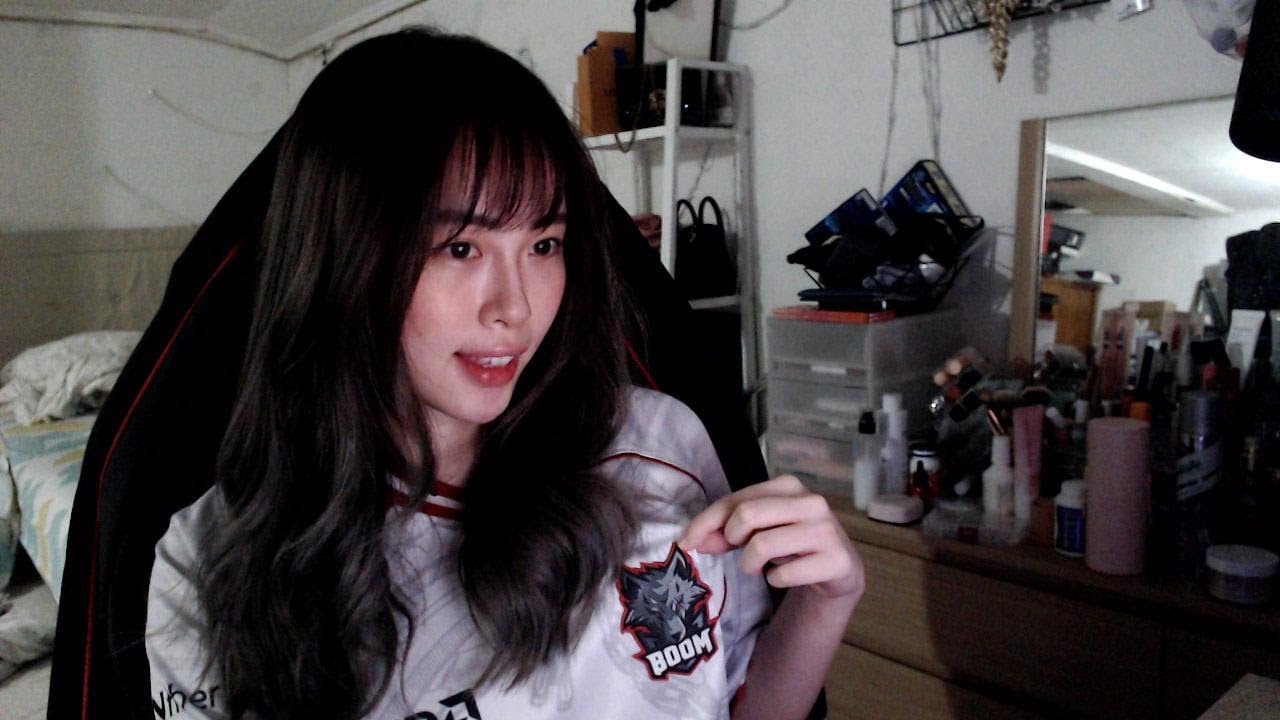 u know whats cooking? BOOM! - YouTube