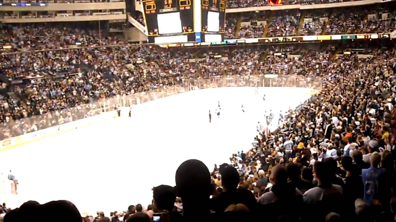 Pittsburgh Penguins goal at Mellon Arena 1/5/10 - YouTube