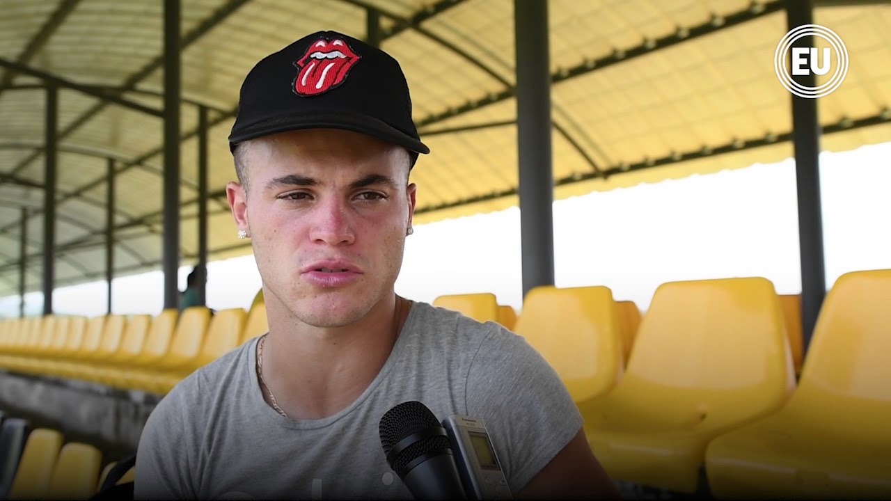 Robertino Insúa: Soy un jugador que le gusta hacer goles - YouTube