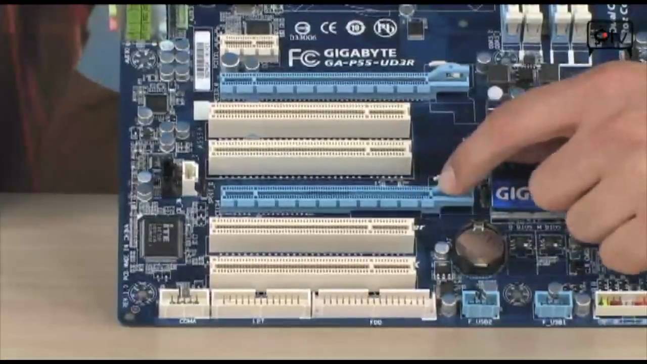 Gigabyte P55-UD3R Motherboard - YouTube