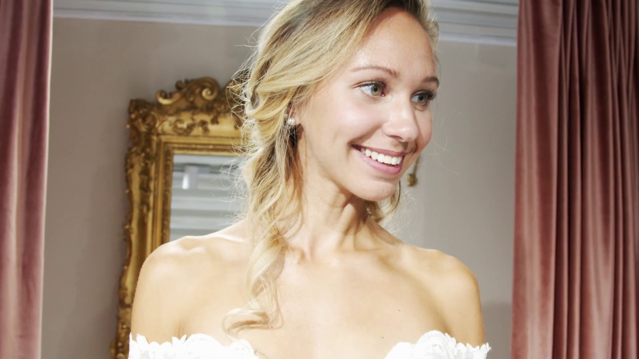 Say Yes to The Dress at Ivory & Grace Showroom - YouTube