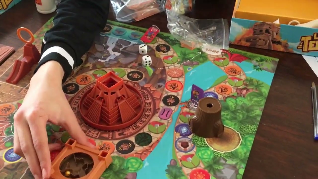 ON DÉCOUVRE LE TEMPLE DE FEU ( JEU DE SOCIÉTÉ ) - YouTube