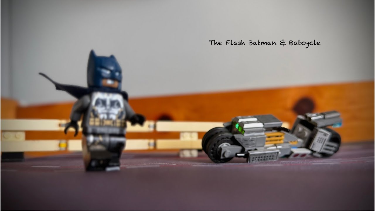 LEGO The Flash Batman & Batcycle MOC - YouTube