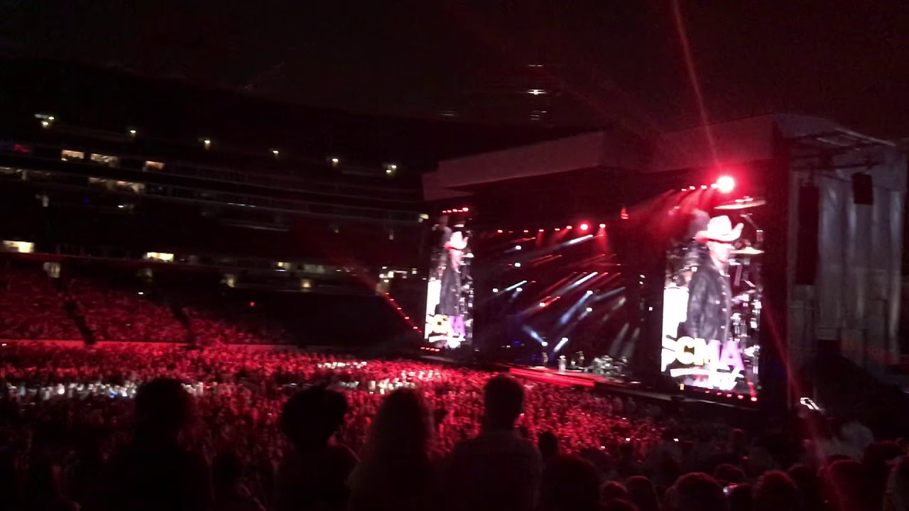 Dustin Lynch - seein’ red - YouTube