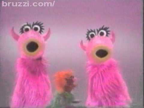 the muppets manahmanah mahna mahna, manha manha, mahnamahna, manah ...