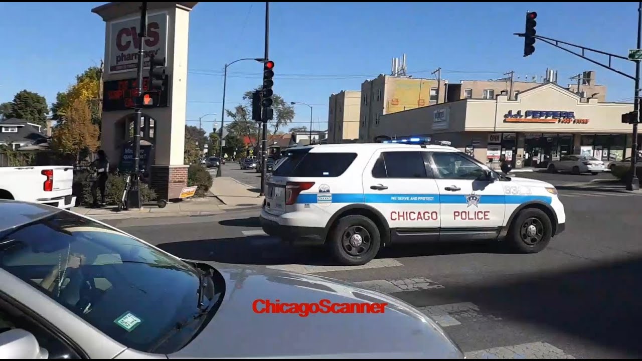 Chicago Police Ford Explorer Responding - YouTube