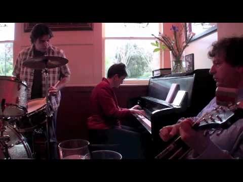 Virginia Tichenor & Friends "Pastime Rag #5" - YouTube
