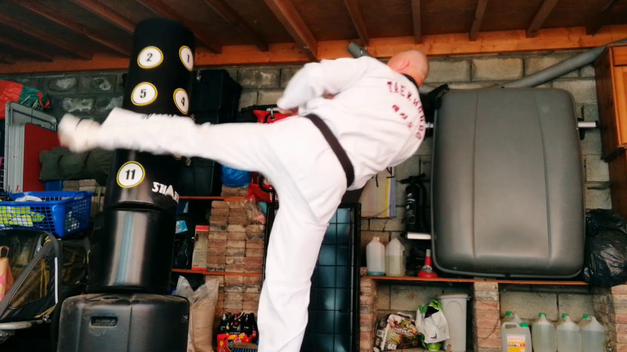 Kyorugi seogi 1 5 - YouTube