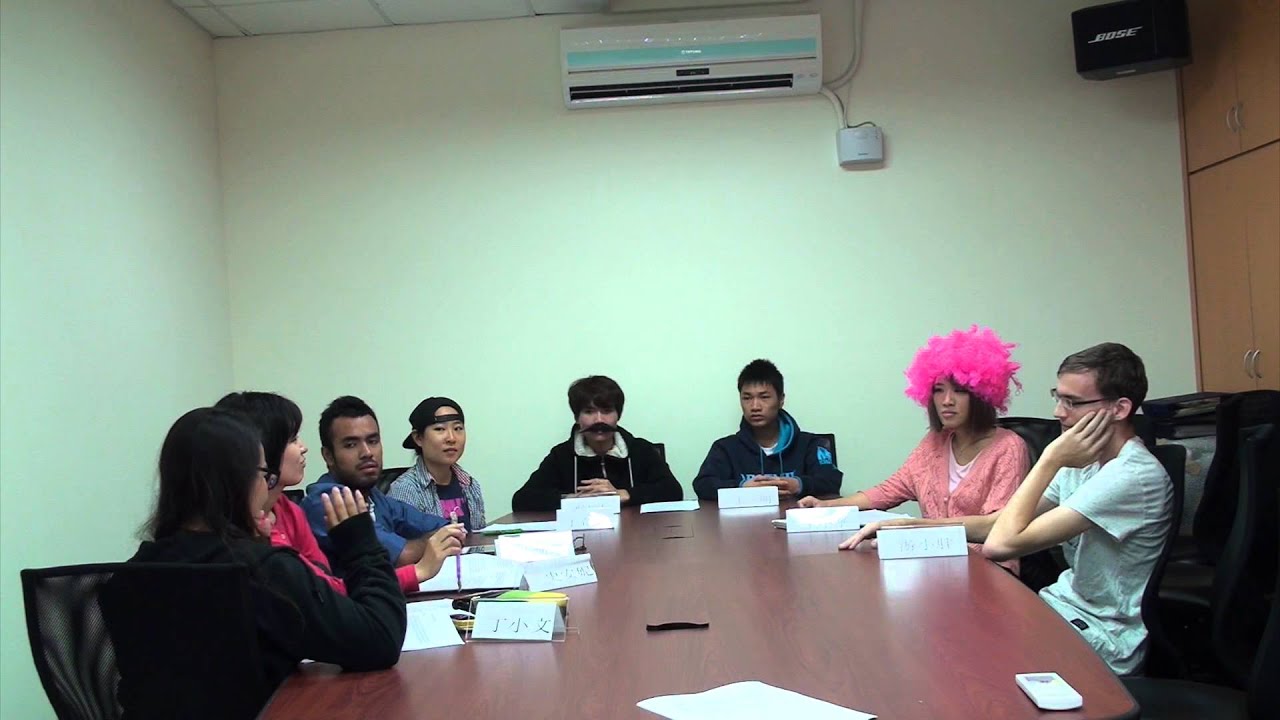 初級班學生辯論會 (CLC, NSYSU) - YouTube