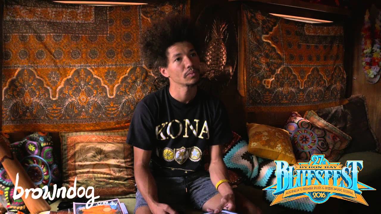Bluesfest 2016 Day 1 - Dustin Thomas Interview - YouTube