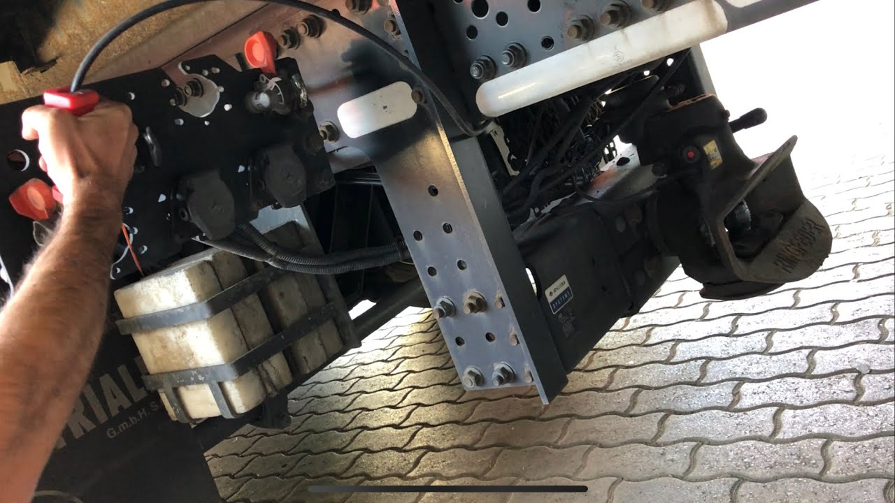 How to use a pneumatic automatically Ringfeder 5050-AM/RL truck trailer ...