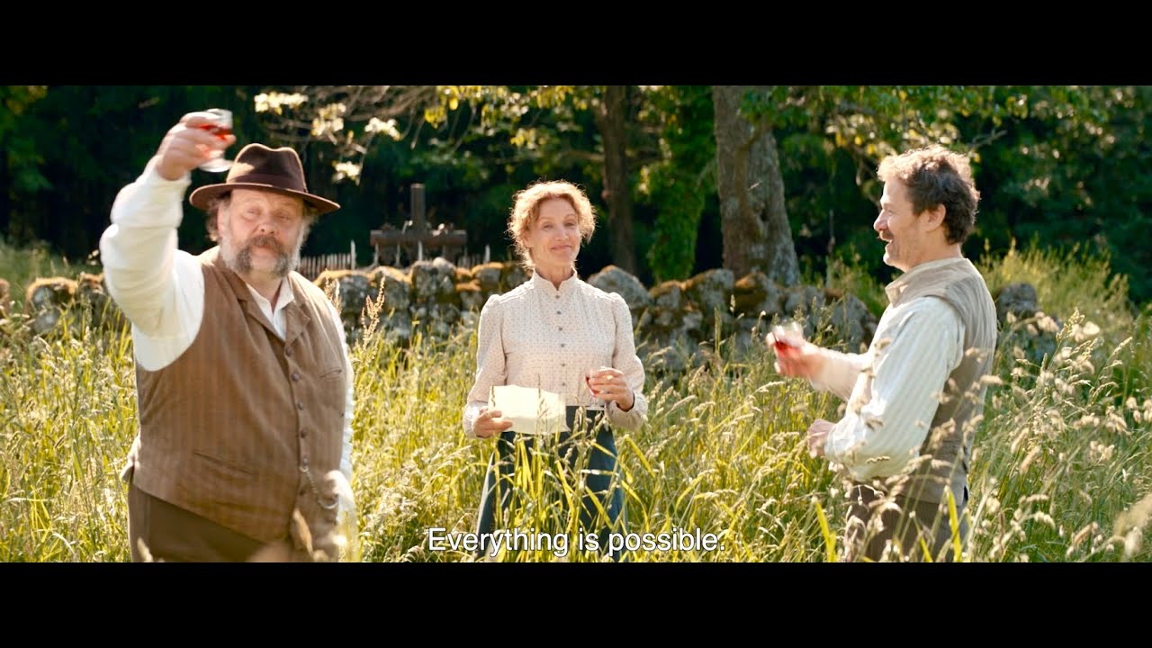 Miss Violet • lumigo