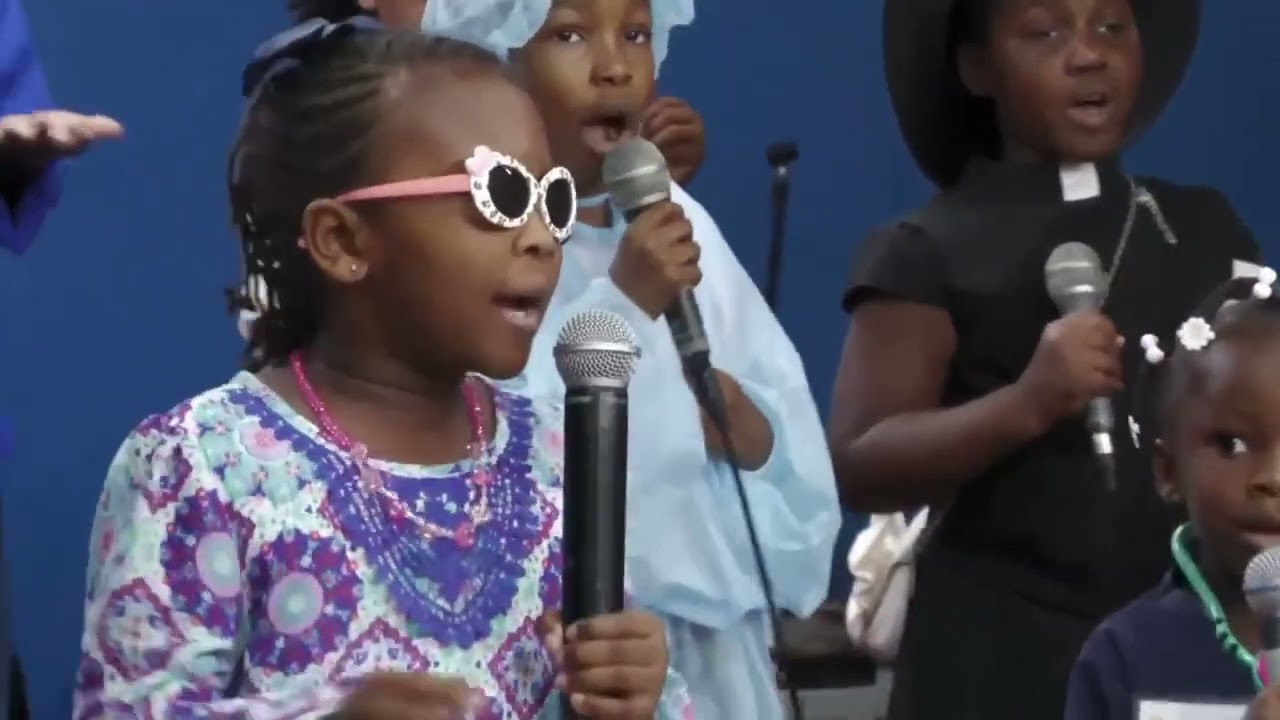 I Know Who I Am x Sinach | FBMI Kids - YouTube