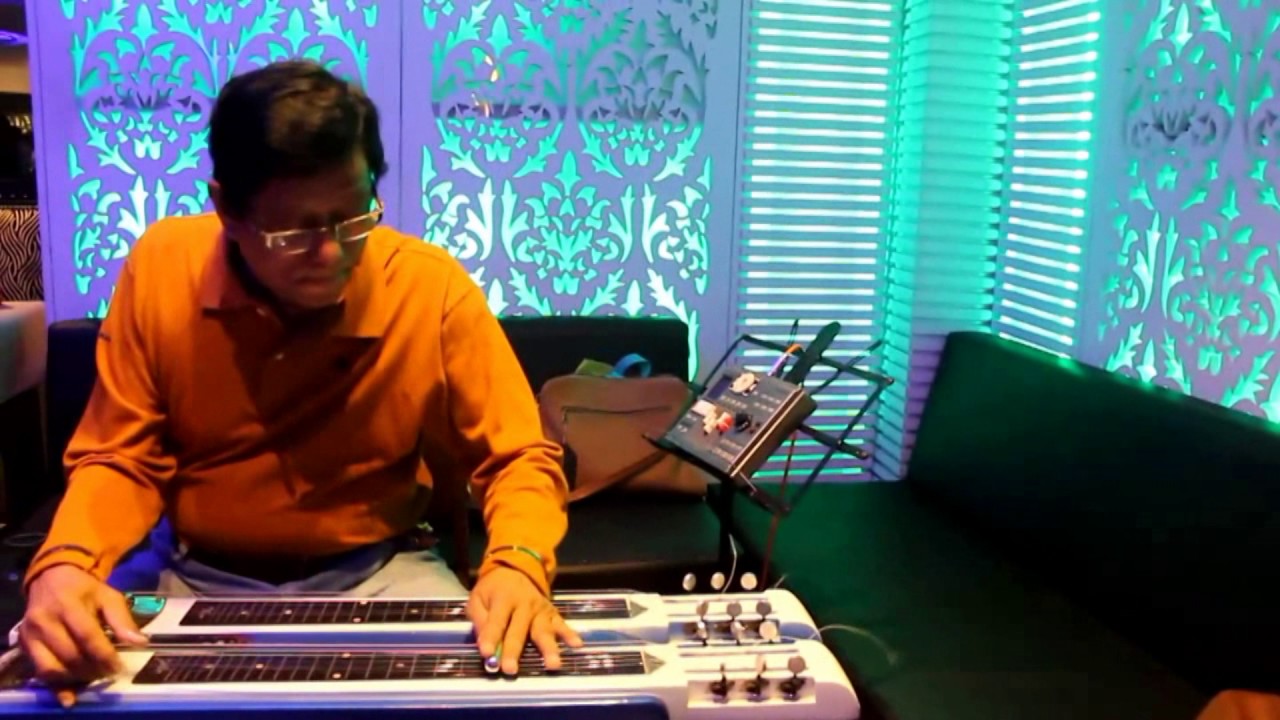 Bone Noy Mone Mor--Manabendra Mukhopadhyay ( KH Mahfuz Rendition) - YouTube