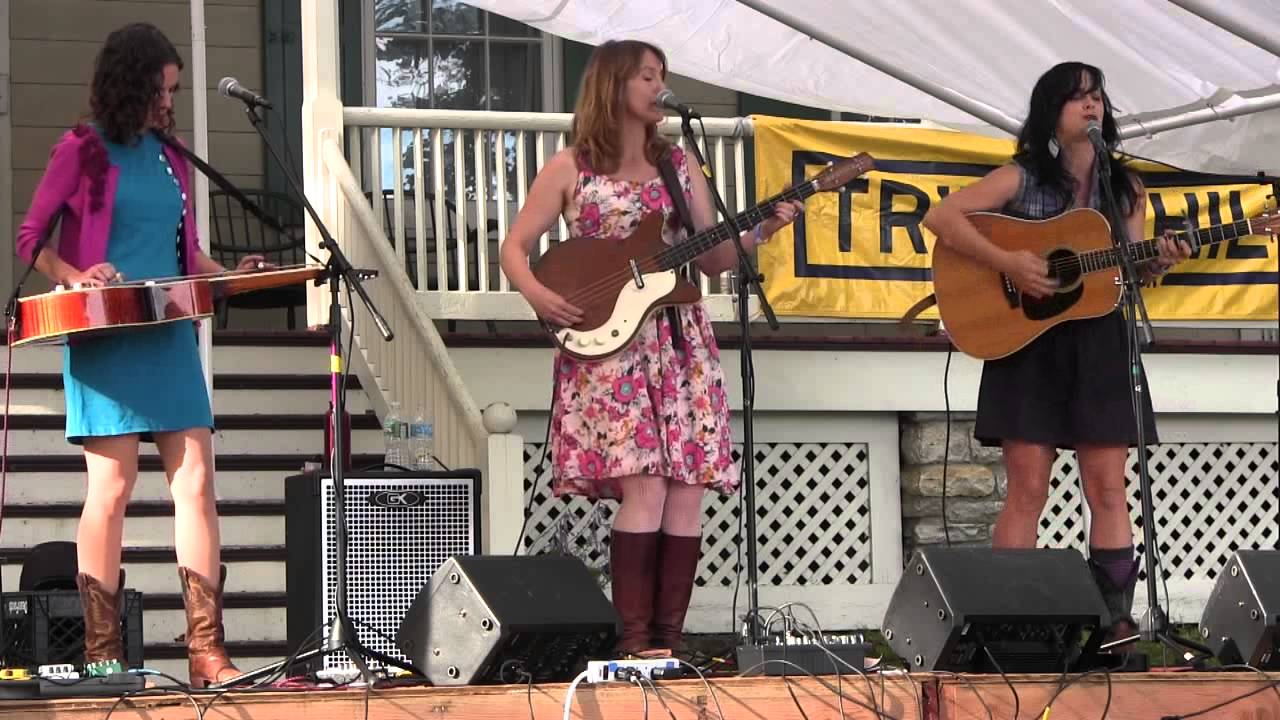 Red Molly "I am Listening" - YouTube