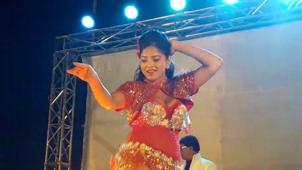 Best dance video on Laila Mai Laila. stage show dance - YouTube