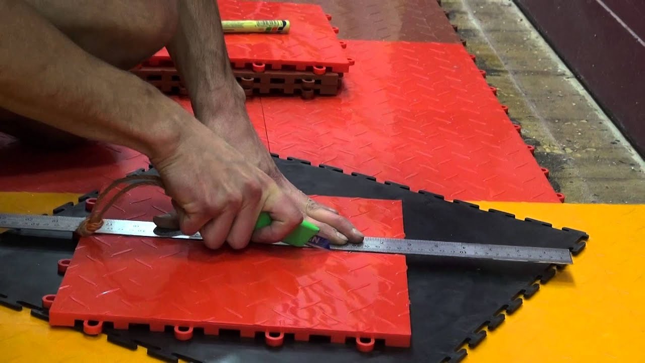 How To Cut Quick Diamond Tiles Carpet Tiles 1 - YouTube