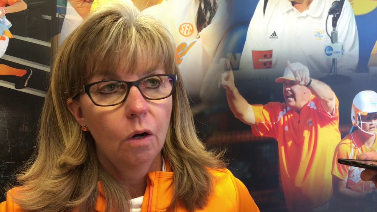 Karen Weekly on Megan Geer's home run - YouTube