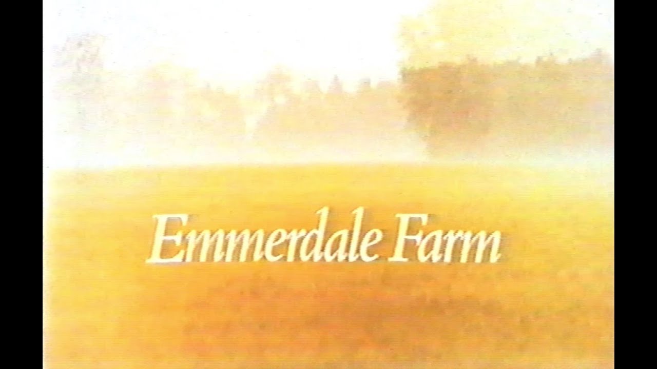 Emmerdale Farm Intro 1988 (Thames) - YouTube