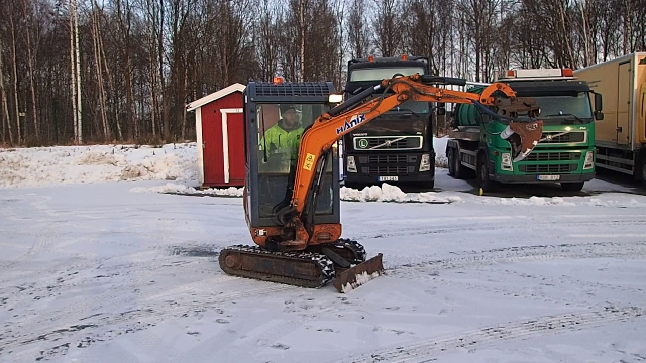 Hanix H15B-2 Minigrävare -05 på maskintrailer 907197 - YouTube