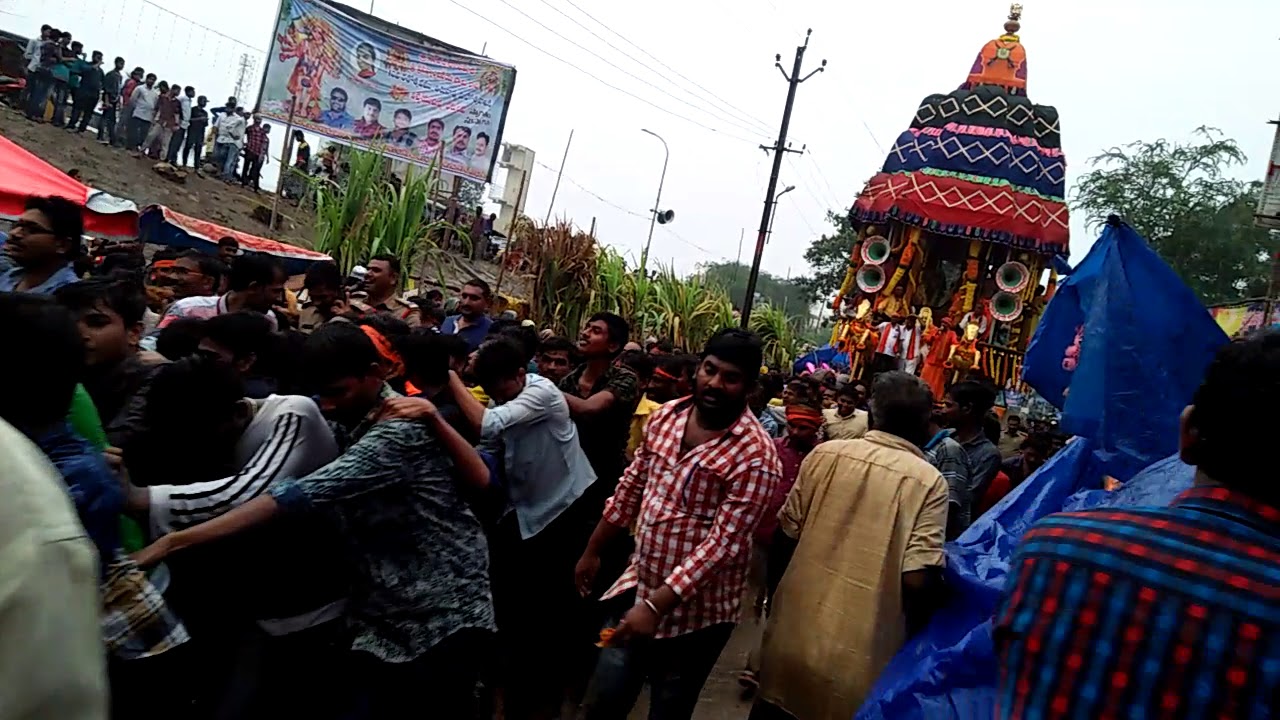 Piduguralla anjaneya swamy tirunala - YouTube