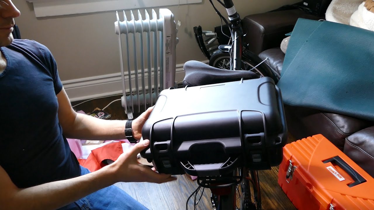 Pelican Case Battery Holder install w/ Ammeter/Power Meter Pt 1 - YouTube