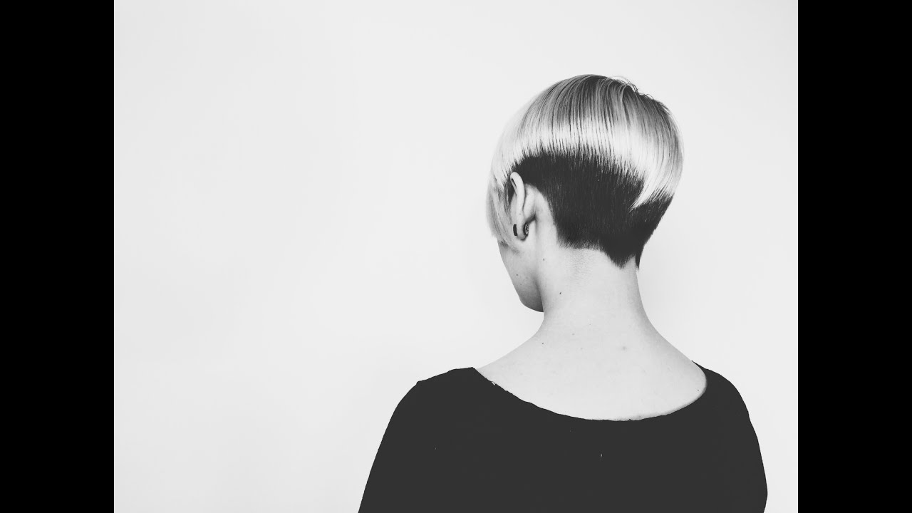 How to cut pixie haircut tutorial - YouTube