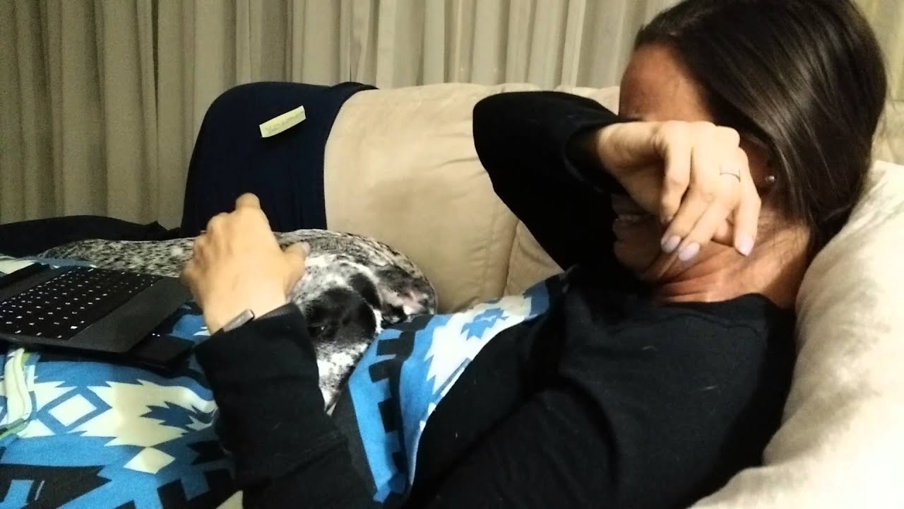 Contagious laughing - YouTube