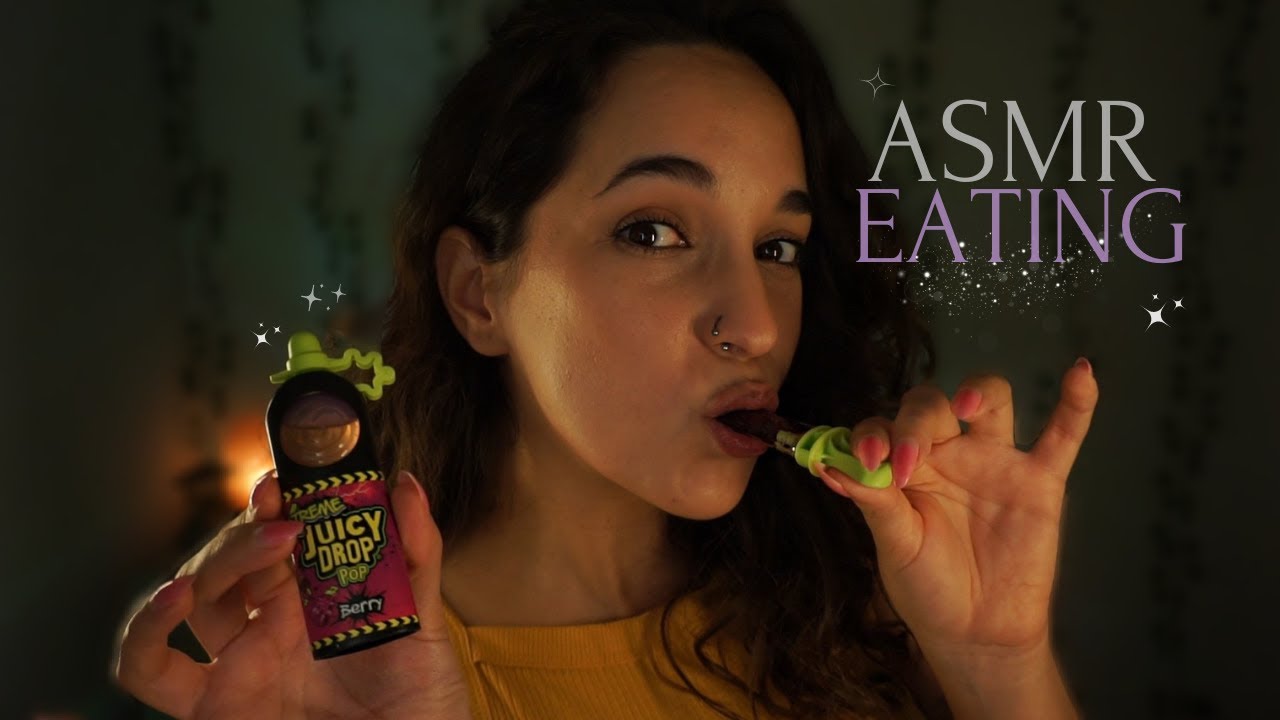ASMR Comiendo dulces (chuches) | Mouth Sounds y susurros - YouTube