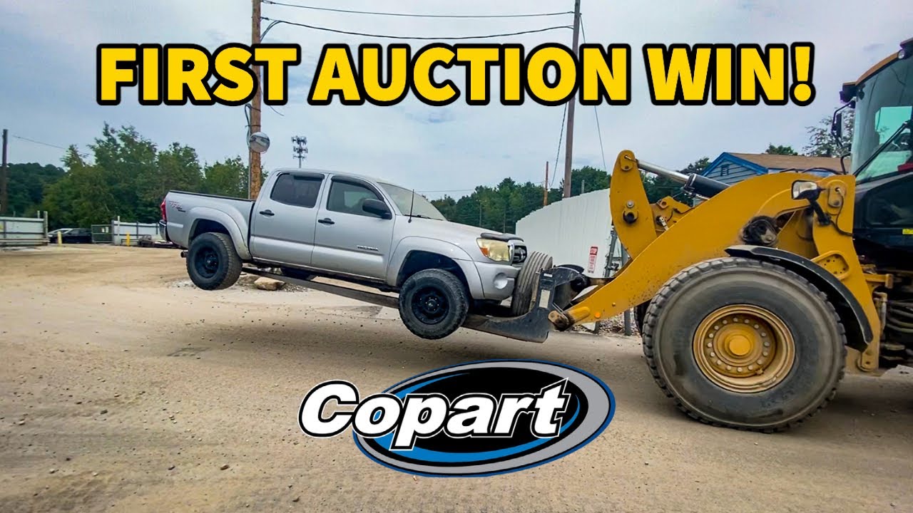 Rebuilding A Wrecked Toyota Tacoma - YouTube