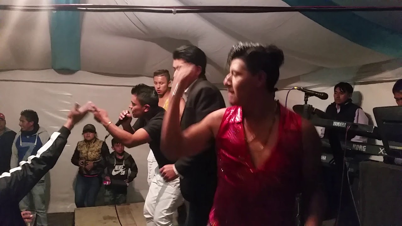 Michael Fernando ((concierto en Machachi)) - YouTube