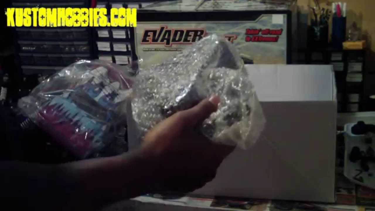 Unboxing of the Duratrax Evader EXT - YouTube