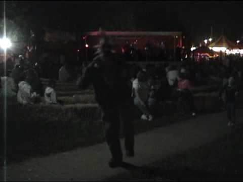 Crazy Drunk Homeless Guy Dancing - YouTube