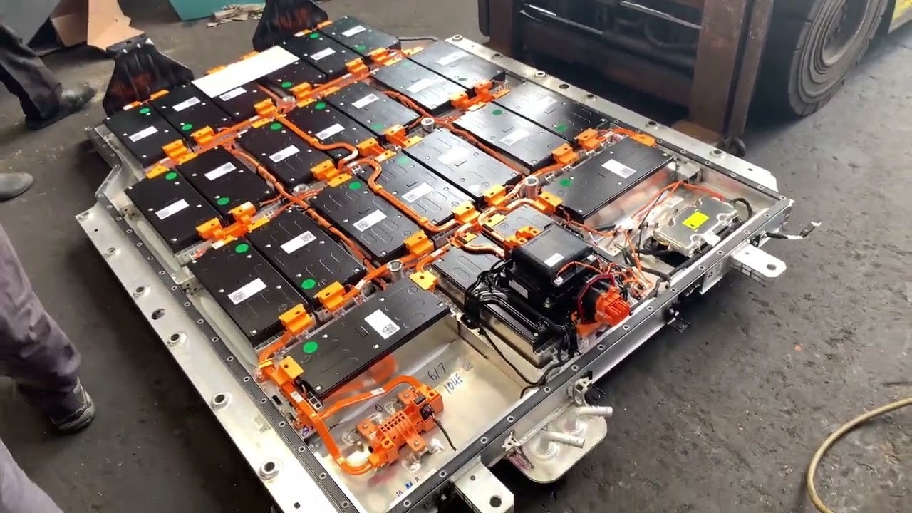 (Eng)2023년형 기아 니로 전기차의 중국산 CATL 배터리팩 내부/Inside CATL battery of Kia Niro ...