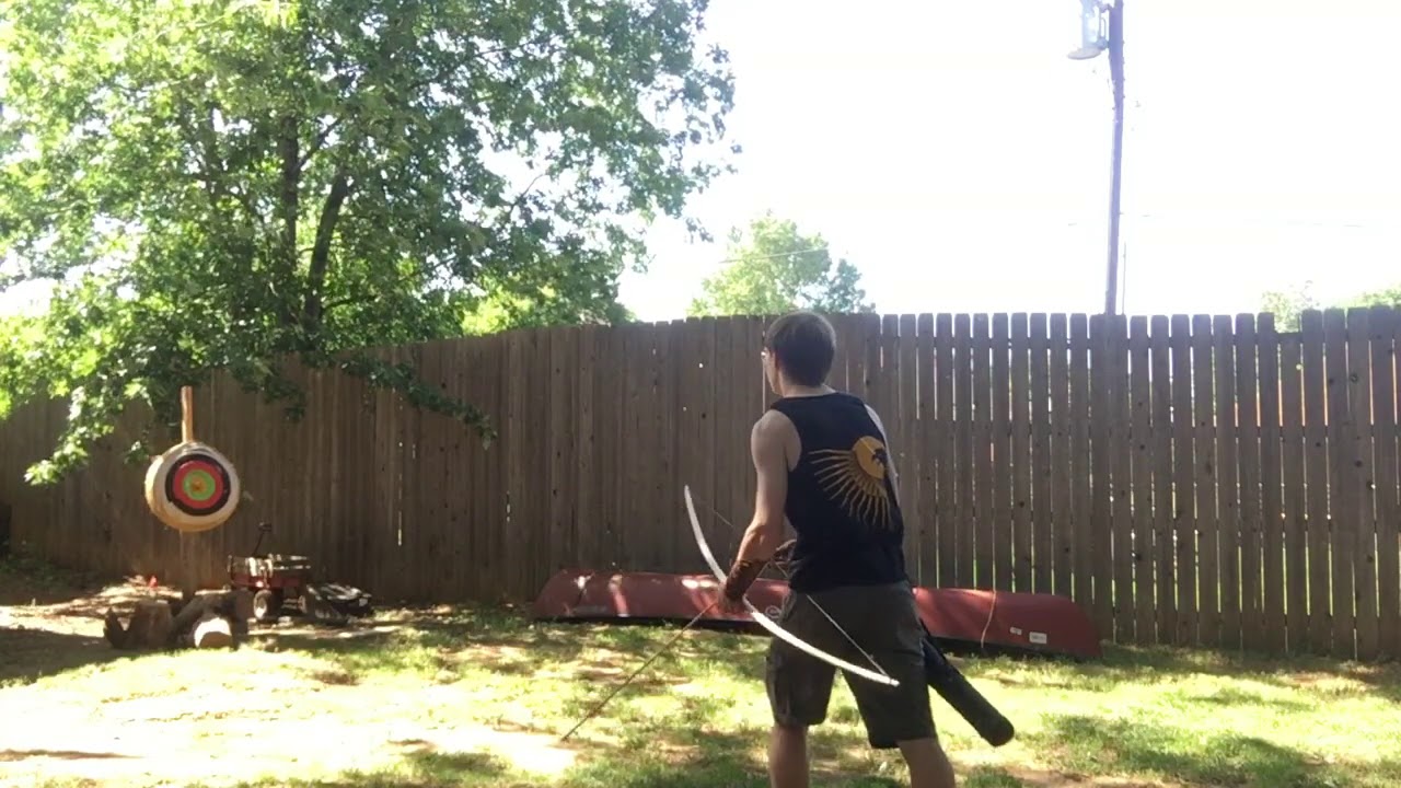 Shooting my 100lb warbow! - YouTube