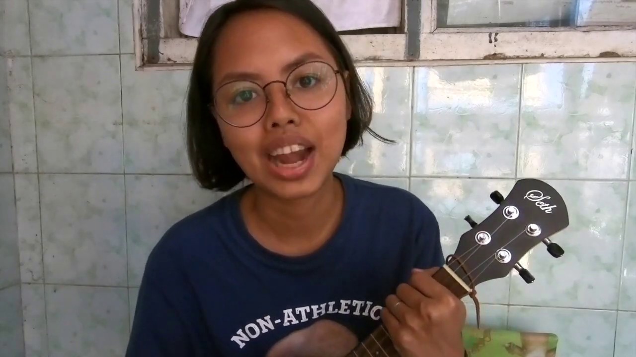 Uke with Shwe - Intro - YouTube